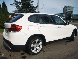 White BMW X1 2012 in Vilnius, with an engine capacity of 2.00 L and mileage of 88 thousand km for 8600 €, photo 7 on AUTOMOTO.COM.LV