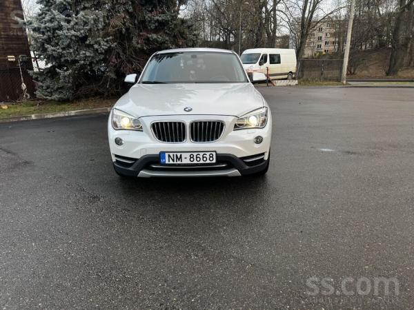 Balts BMW X1 2012 Rīga, ar dzinēja tilpumu 2.00 L un nobraukumu 222 tūkst. km par 8300 €, foto 2 vietnē AUTOMOTO.COM.LV