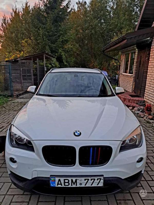 Balts BMW X1 2012 Kauņa, ar dzinēja tilpumu 2.00 L un nobraukumu 310 tūkst. km par 7350 €, foto 2 vietnē AUTOMOTO.COM.LV