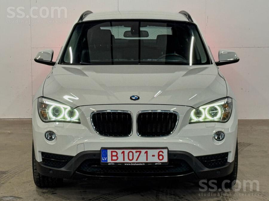 White BMW X1 2012 in Jurmala, with an engine capacity of 2.00 L and mileage of 195 thousand km for 8995 €, photo 6 on AUTOMOTO.COM.LV