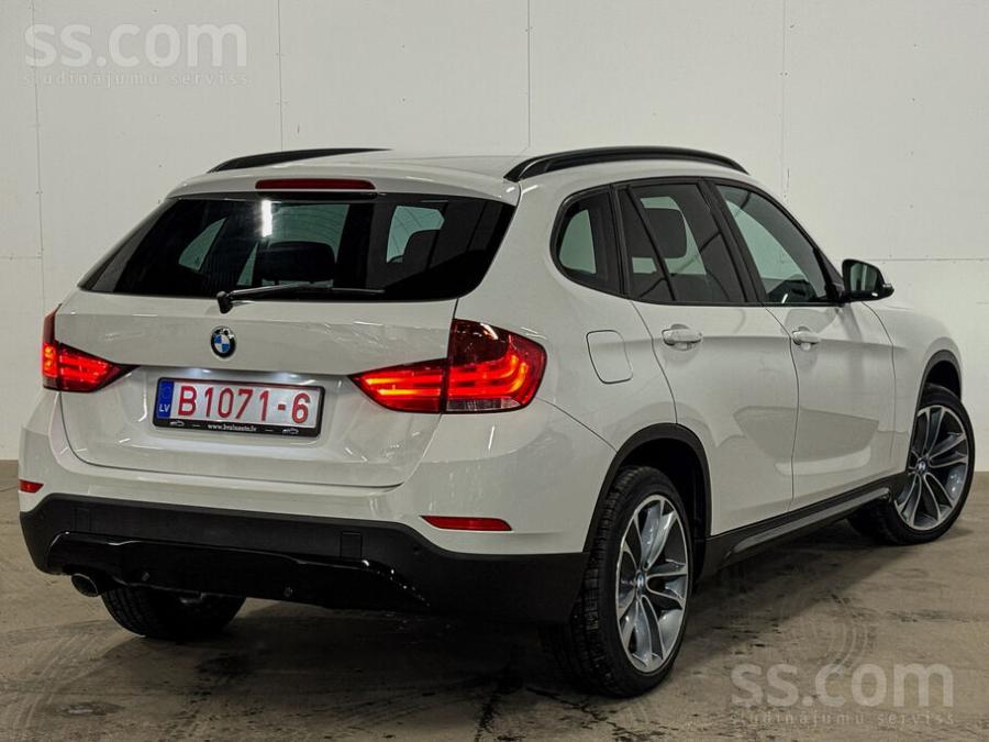 White BMW X1 2012 in Jurmala, with an engine capacity of 2.00 L and mileage of 195 thousand km for 8995 €, photo 15 on AUTOMOTO.COM.LV