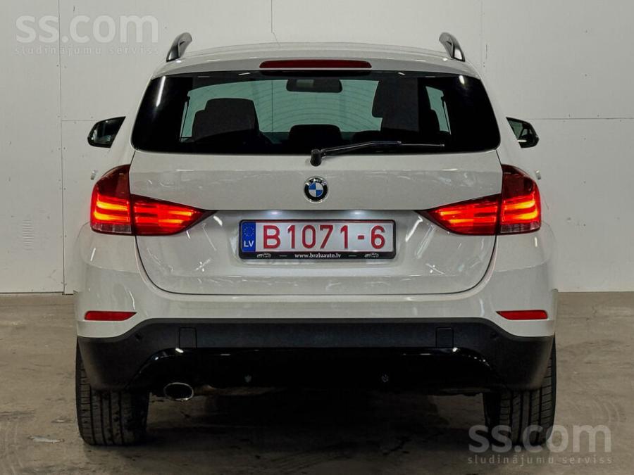 White BMW X1 2012 in Jurmala, with an engine capacity of 2.00 L and mileage of 195 thousand km for 8995 €, photo 16 on AUTOMOTO.COM.LV