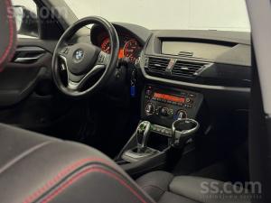 White BMW X1 2012 in Jurmala, with an engine capacity of 2.00 L and mileage of 195 thousand km for 8995 €, photo 21 on AUTOMOTO.COM.LV