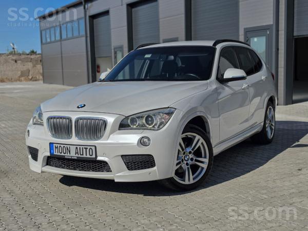 White BMW X1 2012 in Liepaja, with an engine capacity of 2.00 L and mileage of 225 thousand km for 8495 €, photo 1 on AUTOMOTO.COM.LV