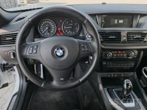 Balts BMW X1 2012 Liepāja, ar dzinēja tilpumu 2.00 L un nobraukumu 225 tūkst. km par 8495 €, foto 21 vietnē AUTOMOTO.COM.LV