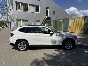 Balts BMW X1 2012 Marijampole, ar dzinēja tilpumu 2.00 L un nobraukumu 150 tūkst. km par 5900 €, foto 6 vietnē AUTOMOTO.COM.LV