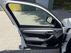 Balts BMW X1 2012 Marijampole, ar dzinēja tilpumu 2.00 L un nobraukumu 150 tūkst. km par 5900 €, foto 16 vietnē AUTOMOTO.COM.LV