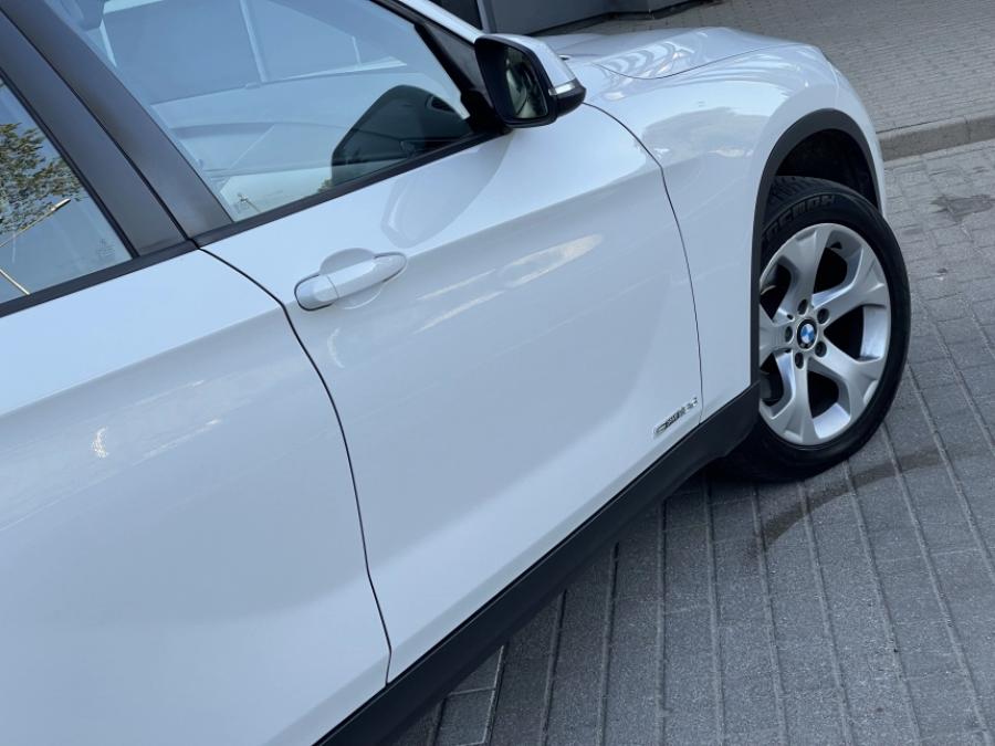 White BMW X1 2012 in Riga, with an engine capacity of 2.00 L and mileage of 245 thousand km for 5900 €, photo 15 on AUTOMOTO.COM.LV