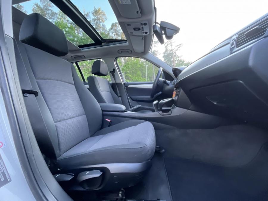 White BMW X1 2012 in Riga, with an engine capacity of 2.00 L and mileage of 245 thousand km for 5900 €, photo 27 on AUTOMOTO.COM.LV