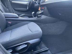 White BMW X1 2012 in Riga, with an engine capacity of 2.00 L and mileage of 245 thousand km for 5900 €, photo 28 on AUTOMOTO.COM.LV