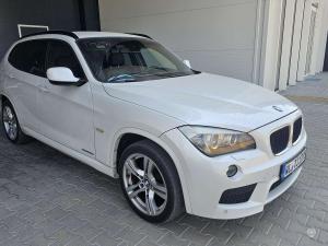 White BMW X1 2012 in Vilnius, with an engine capacity of 2.00 L and mileage of 292 thousand km for 8550 €, photo 4 on AUTOMOTO.COM.LV