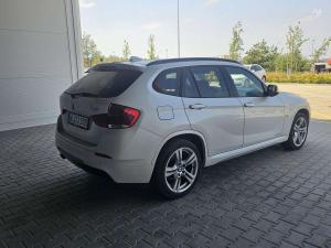 White BMW X1 2012 in Vilnius, with an engine capacity of 2.00 L and mileage of 292 thousand km for 8550 €, photo 5 on AUTOMOTO.COM.LV