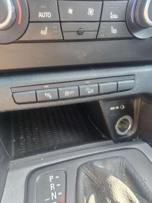 White BMW X1 2012 in Vilnius, with an engine capacity of 2.00 L and mileage of 292 thousand km for 8550 €, photo 16 on AUTOMOTO.COM.LV