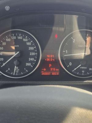 White BMW X1 2012 in Vilnius, with an engine capacity of 2.00 L and mileage of 292 thousand km for 8550 €, photo 17 on AUTOMOTO.COM.LV