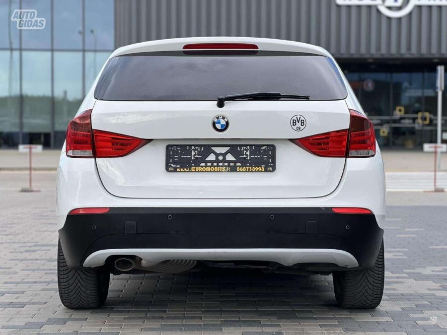Balts BMW X1 2012 Šauļi, ar dzinēja tilpumu 2.00 L un nobraukumu 204 tūkst. km par 6200 €, foto 6 vietnē AUTOMOTO.COM.LV