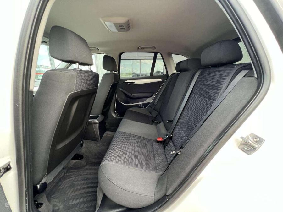 Balts BMW X1 2012 Šauļi, ar dzinēja tilpumu 2.00 L un nobraukumu 204 tūkst. km par 6200 €, foto 18 vietnē AUTOMOTO.COM.LV
