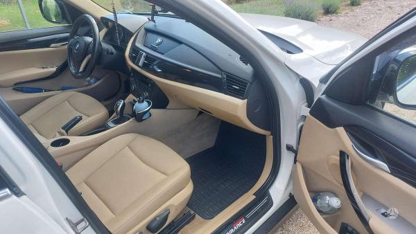 White BMW X1 2012 in Utena, with an engine capacity of 2.00 L and mileage of 227 thousand km for 8300 €, photo 9 on AUTOMOTO.COM.LV