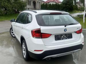 White BMW X1 2012 in Alytus, with an engine capacity of 2.00 L and mileage of 184 thousand km for 6650 €, photo 4 on AUTOMOTO.COM.LV