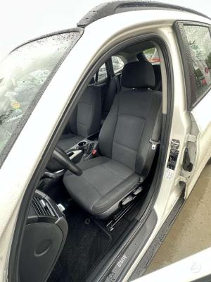 White BMW X1 2012 in Alytus, with an engine capacity of 2.00 L and mileage of 184 thousand km for 6650 €, photo 8 on AUTOMOTO.COM.LV
