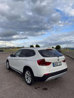 Balts BMW X1 2012 Kauņa, ar dzinēja tilpumu 2.00 L un nobraukumu 326 tūkst. km par 5900 €, foto 5 vietnē AUTOMOTO.COM.LV