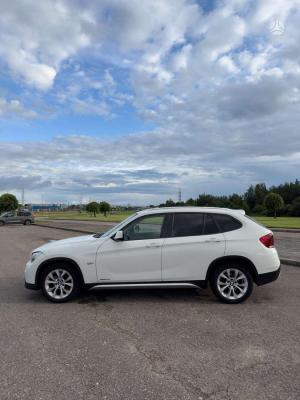 Balts BMW X1 2012 Kauņa, ar dzinēja tilpumu 2.00 L un nobraukumu 326 tūkst. km par 5900 €, foto 6 vietnē AUTOMOTO.COM.LV
