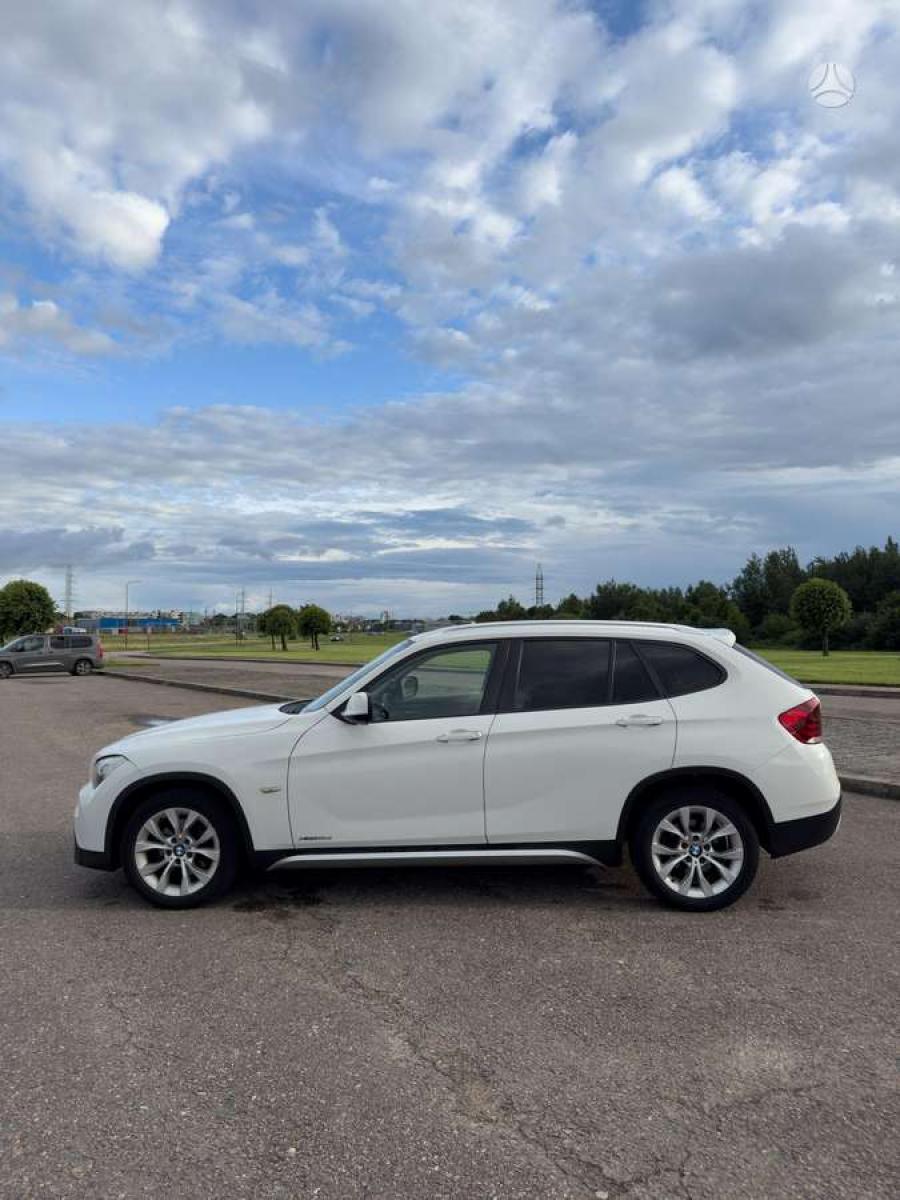 Balts BMW X1 2012 Kauņa, ar dzinēja tilpumu 2.00 L un nobraukumu 326 tūkst. km par 5900 €, foto 6 vietnē AUTOMOTO.COM.LV