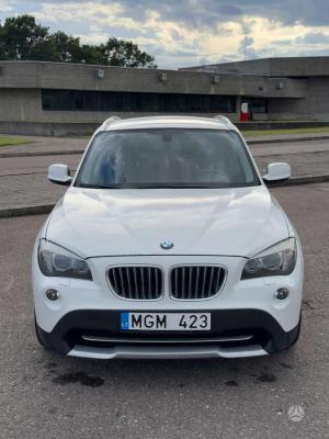Balts BMW X1 2012 Kauņa, ar dzinēja tilpumu 2.00 L un nobraukumu 326 tūkst. km par 5900 €, foto 8 vietnē AUTOMOTO.COM.LV