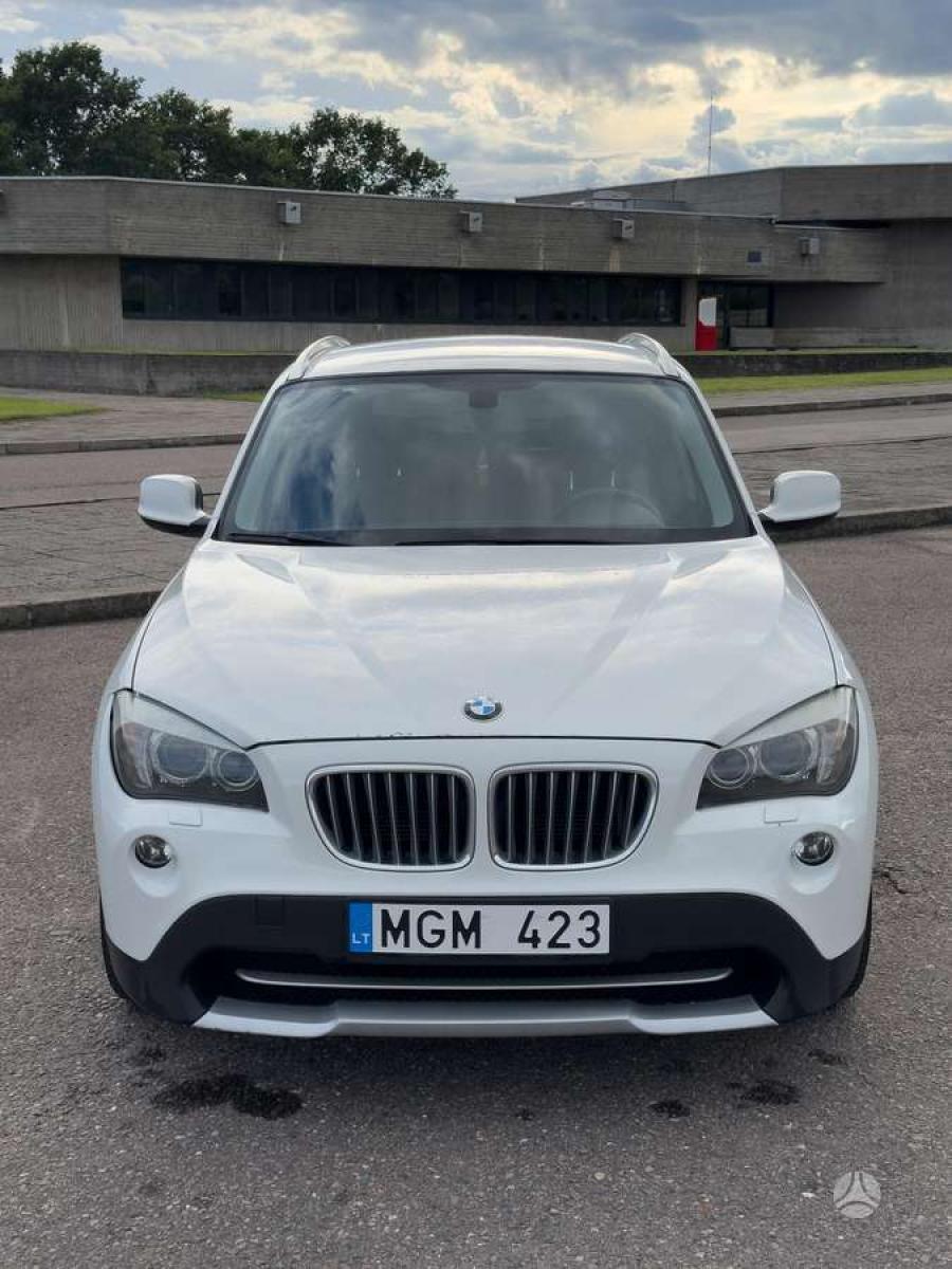 Balts BMW X1 2012 Kauņa, ar dzinēja tilpumu 2.00 L un nobraukumu 326 tūkst. km par 5900 €, foto 8 vietnē AUTOMOTO.COM.LV