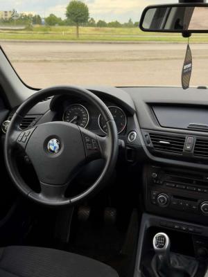 Balts BMW X1 2012 Kauņa, ar dzinēja tilpumu 2.00 L un nobraukumu 326 tūkst. km par 5900 €, foto 16 vietnē AUTOMOTO.COM.LV