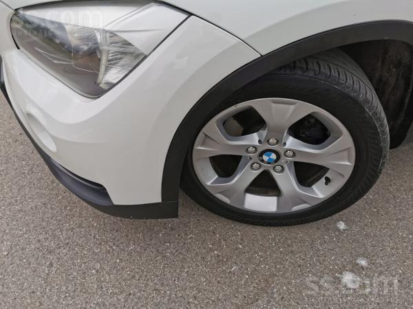 Balts BMW X1 2012 Rīga, ar dzinēja tilpumu 2.00 L un nobraukumu 0 tūkst. km par 5450 €, foto 8 vietnē AUTOMOTO.COM.LV