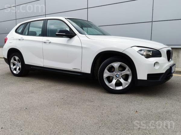 Balts BMW X1 2012 Rīga, ar dzinēja tilpumu 2.00 L un nobraukumu 0 tūkst. km par 5450 €, foto 9 vietnē AUTOMOTO.COM.LV