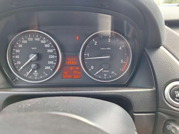 Balts BMW X1 2012 Tauragė, ar dzinēja tilpumu 2.00 L un nobraukumu 221 tūkst. km par 6650 €, foto 10 vietnē AUTOMOTO.COM.LV