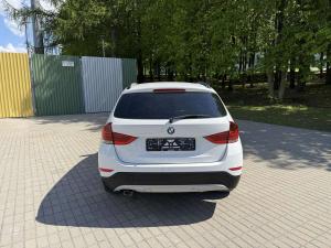 Balts BMW X1 2012 Marijampole, ar dzinēja tilpumu 2.00 L un nobraukumu 150 tūkst. km par 5700 €, foto 9 vietnē AUTOMOTO.COM.LV