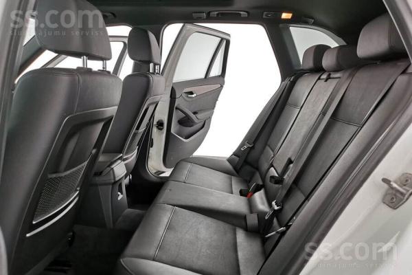 White BMW X1 2012 in Riga, with an engine capacity of 2.00 L and mileage of 225 thousand km for 10900 €, photo 7 on AUTOMOTO.COM.LV