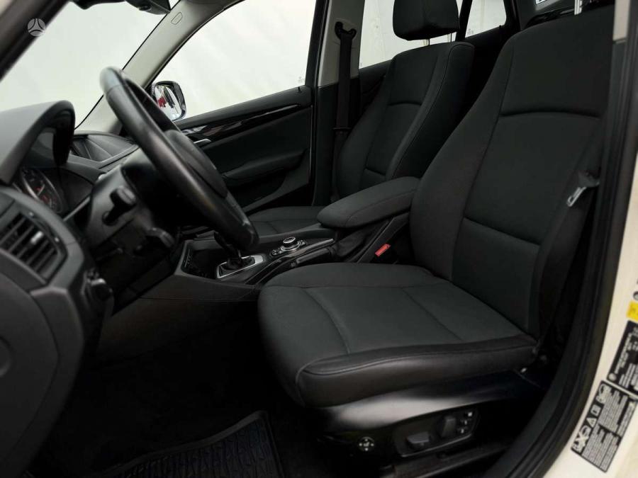 Balts BMW X1 2012 Viļņa, ar dzinēja tilpumu 2.00 L un nobraukumu 171 tūkst. km par 9999 €, foto 11 vietnē AUTOMOTO.COM.LV