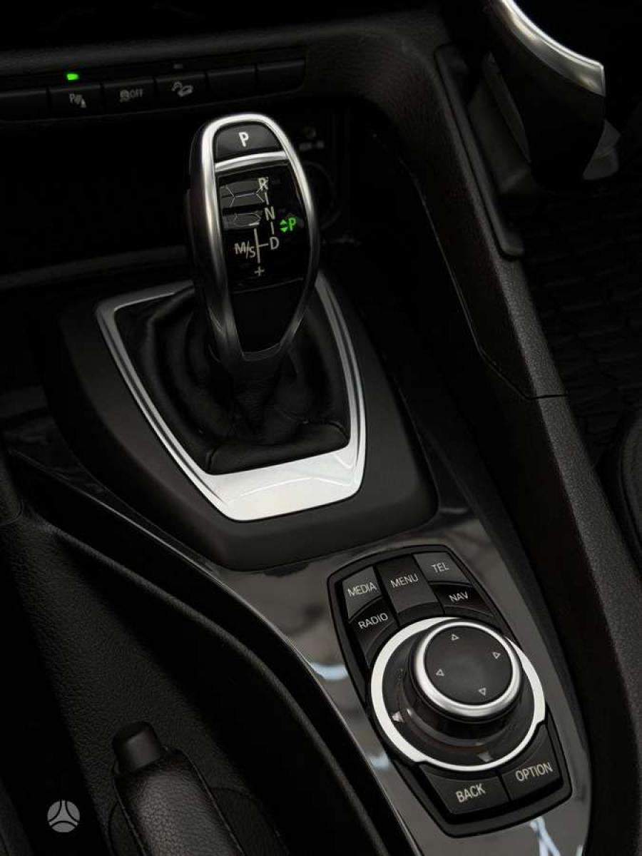 Balts BMW X1 2012 Viļņa, ar dzinēja tilpumu 2.00 L un nobraukumu 171 tūkst. km par 9999 €, foto 23 vietnē AUTOMOTO.COM.LV
