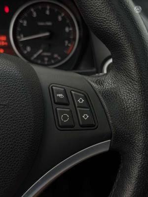 Balts BMW X1 2012 Viļņa, ar dzinēja tilpumu 2.00 L un nobraukumu 171 tūkst. km par 9999 €, foto 27 vietnē AUTOMOTO.COM.LV