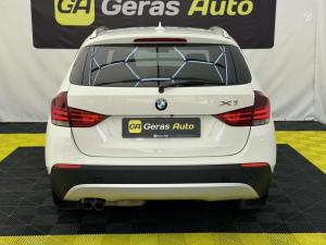 White BMW X1 2012 in Vilnius, with an engine capacity of 2.00 L and mileage of 171 thousand km for 9999 €, photo 6 on AUTOMOTO.COM.LV