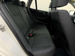 White BMW X1 2012 in Vilnius, with an engine capacity of 2.00 L and mileage of 171 thousand km for 9999 €, photo 14 on AUTOMOTO.COM.LV