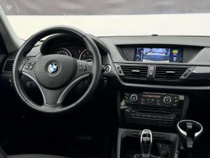 White BMW X1 2012 in Vilnius, with an engine capacity of 2.00 L and mileage of 171 thousand km for 9999 €, photo 17 on AUTOMOTO.COM.LV