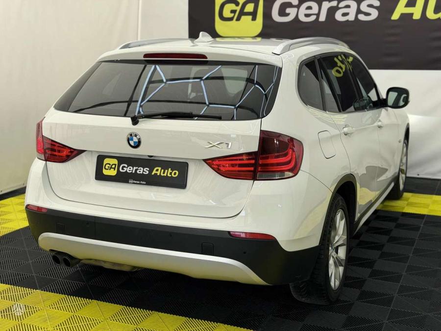 Balts BMW X1 2012 Viļņa, ar dzinēja tilpumu 2.00 L un nobraukumu 171 tūkst. km par 9499 €, foto 5 vietnē AUTOMOTO.COM.LV