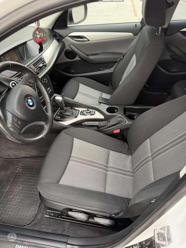 БМВ Х1 2012 в Рокишкис на AUTOMOTO.COM.LV Белый БМВ Х1 2012 в Рокишкис, объемом двигателя 2.00 л и пробегом 220 тыс. км за 6300 €, фото 8 на AUTOMOTO.COM.LV