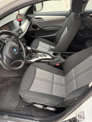 White BMW X1 2012 in Rokiskis, with an engine capacity of 2.00 L and mileage of 220 thousand km for 6300 €, photo 8 on AUTOMOTO.COM.LV