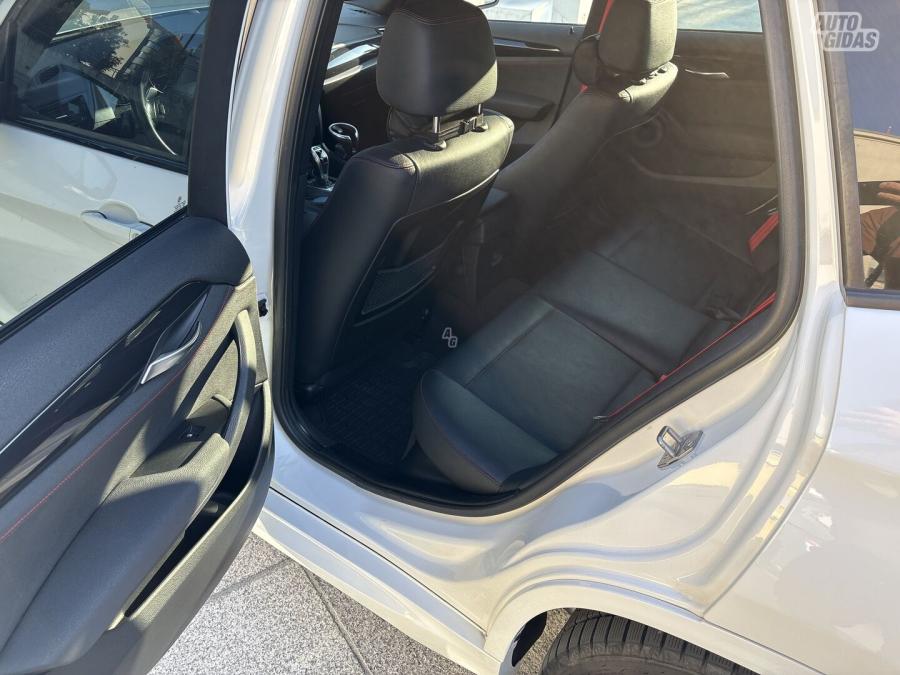 Balts BMW X1 2012 Kauņa, ar dzinēja tilpumu 2.50 L un nobraukumu 338 tūkst. km par 8400 €, foto 14 vietnē AUTOMOTO.COM.LV