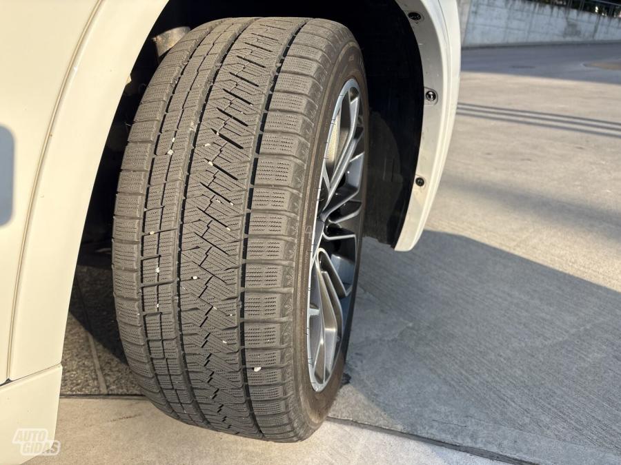 Balts BMW X1 2012 Kauņa, ar dzinēja tilpumu 2.50 L un nobraukumu 338 tūkst. km par 8400 €, foto 26 vietnē AUTOMOTO.COM.LV