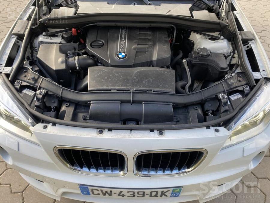 Balts BMW X1 2013 Rīga, ar dzinēja tilpumu 2.00 L un nobraukumu 181 tūkst. km par 10550 €, foto 10 vietnē AUTOMOTO.COM.LV