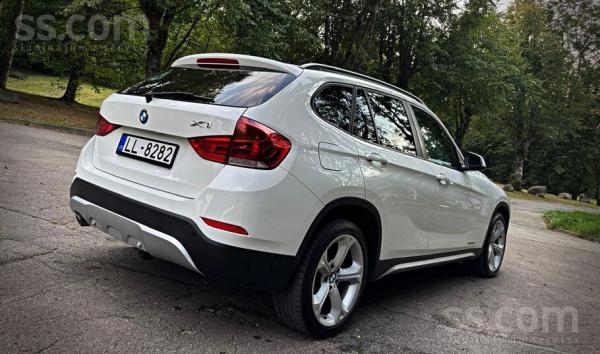 Balts BMW X1 2013 Tukums, ar dzinēja tilpumu 2.00 L un nobraukumu 287 tūkst. km par 8900 €, foto 4 vietnē AUTOMOTO.COM.LV