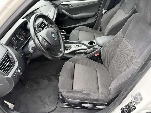 Balts BMW X1 2013 Utena, ar dzinēja tilpumu 2.00 L un nobraukumu 237 tūkst. km par 6850 €, foto 7 vietnē AUTOMOTO.COM.LV