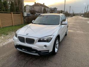 White BMW X1 2013 in Ukmerge, with an engine capacity of 2.00 L and mileage of 314 thousand km for 7250 €, photo 4 on AUTOMOTO.COM.LV