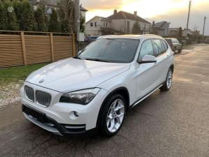 White BMW X1 2013 in Ukmerge, with an engine capacity of 2.00 L and mileage of 314 thousand km for 7250 €, photo 5 on AUTOMOTO.COM.LV